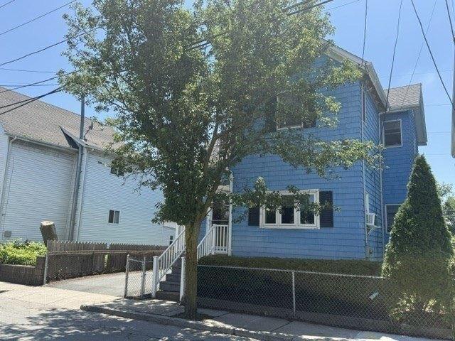house with 4 bedroom, Everett MA ES103886641