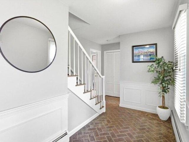house with 4 bedroom, Exeter NH DLS102670340