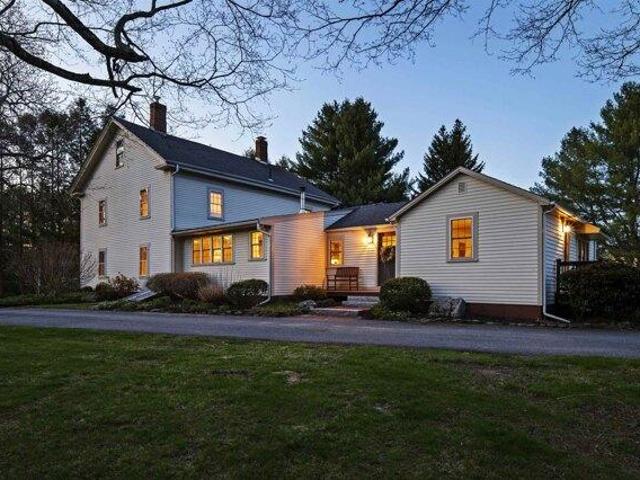 house with 4 bedroom, Exeter NH DS102155549