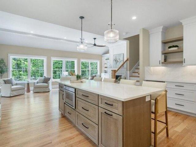 house with 4 bedroom, Exeter NH ES104852433