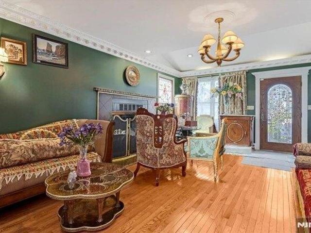 house with 4 bedroom, Fair Lawn NJ DS102026808