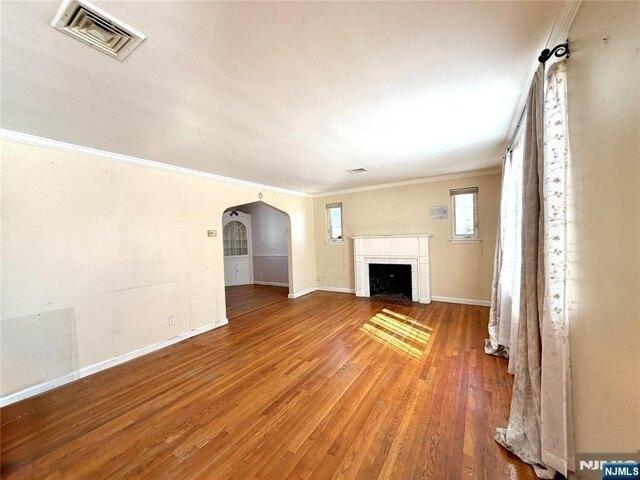 house with 4 bedroom, Fair Lawn NJ ES104869422