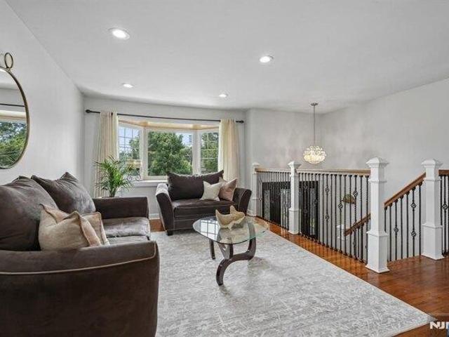 house with 4 bedroom, Fair Lawn NJ ES104375636