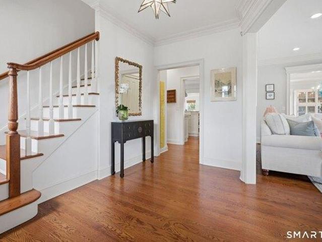 house with 4 bedroom, Fairfield CT DLS102585601