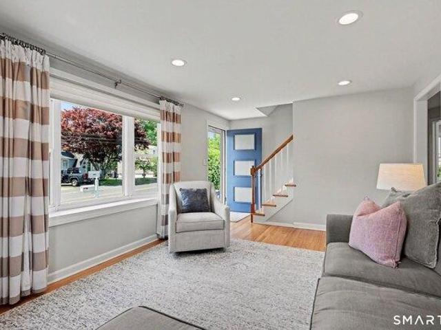 house with 4 bedroom, Fairfield CT ES103161275