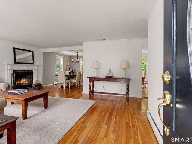 house with 4 bedroom, Fairfield CT ES104406072