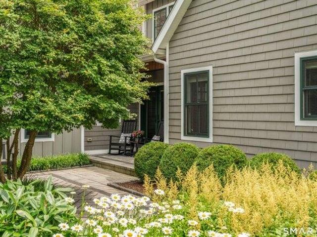 house with 4 bedroom, Fairfield CT ES104477242