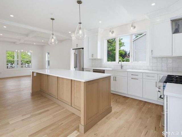 house with 4 bedroom, Fairfield CT ES104542310