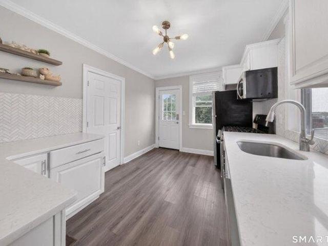 house with 4 bedroom, Fairfield CT ES104849416