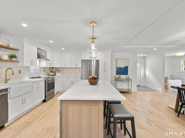 house with 4 bedroom, Fairfield CT ES104265163