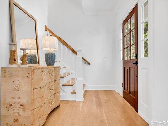 house with 4 bedroom, Fairfield CT ES104296890