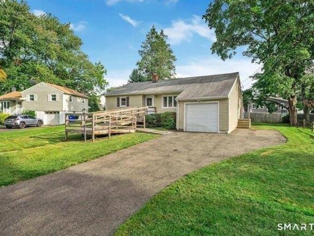 house with 4 bedroom, Fairfield CT ES105696125