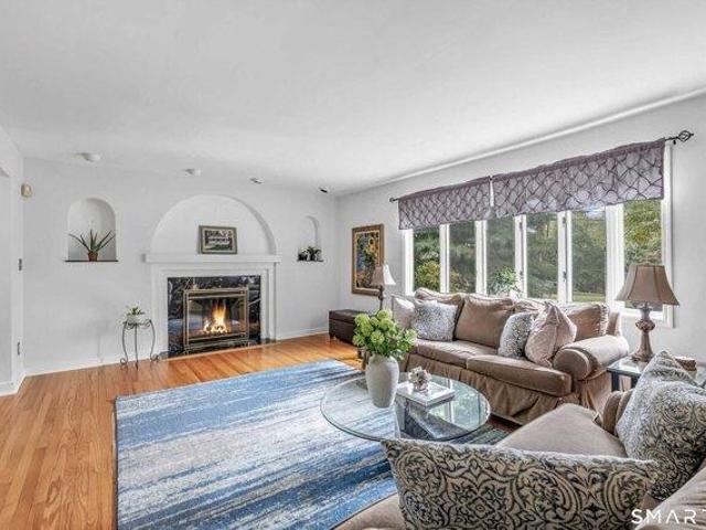 house with 4 bedroom, Fairfield CT ES105123749