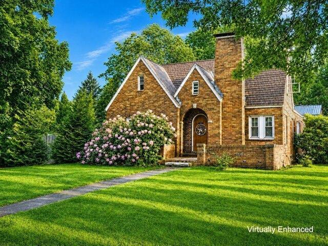 house with 4 bedroom, Fairfield ME DS104042875