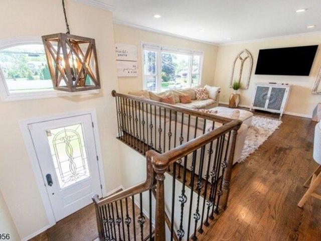 house with 4 bedroom, Fairfield NJ DS103125369