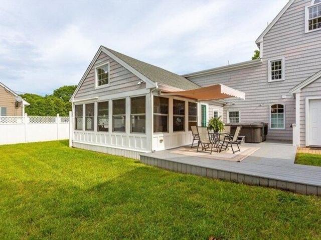 house with 4 bedroom, Fairhaven MA ES103250360