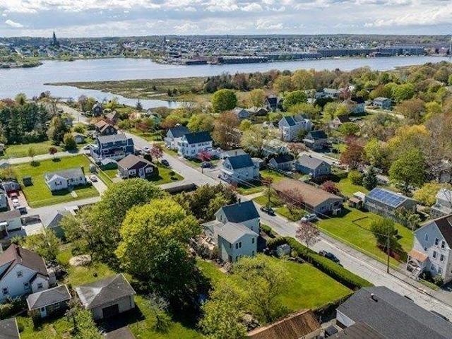 house with 4 bedroom, Fairhaven MA ES104480590