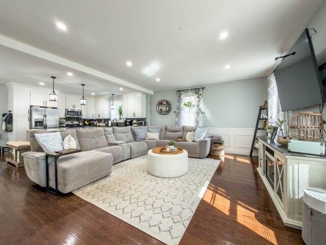 house with 4 bedroom, Fairhaven MA ES105158555