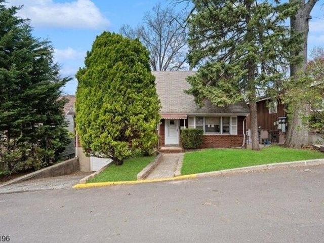 house with 4 bedroom, Fairview NJ DLS101747393