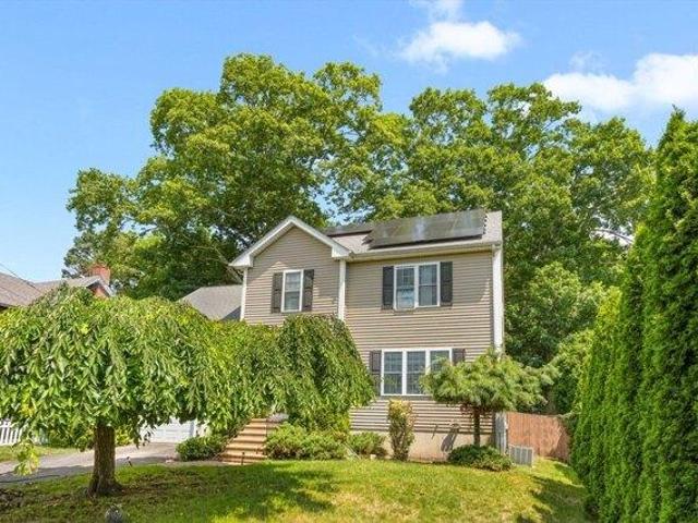 house with 4 bedroom, Fall River MA DS104408273