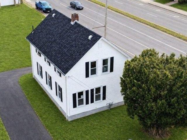 house with 4 bedroom, Fall River MA DS103440949
