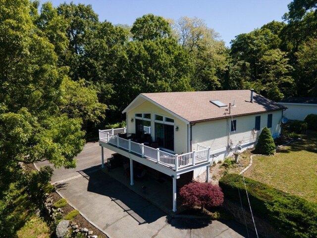 house with 4 bedroom, Fall River MA ES104011700