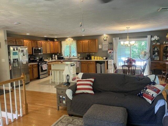 house with 4 bedroom, Fall River MA ES104373953