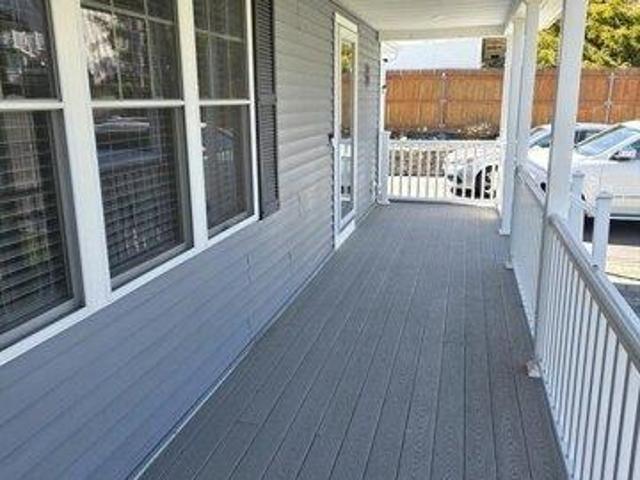 house with 4 bedroom, Fall River MA ES105155826