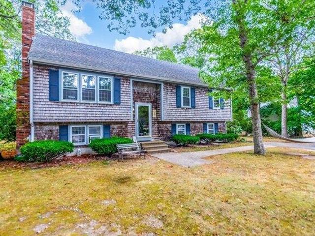 house with 4 bedroom, Falmouth MA DLS102478529