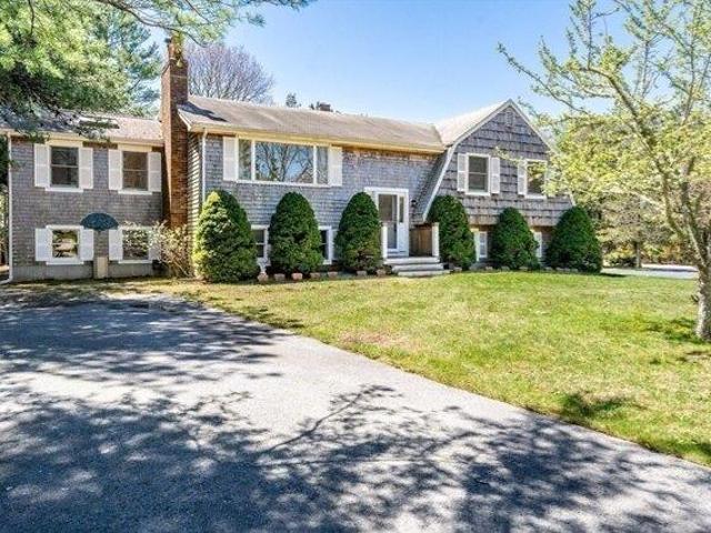 house with 4 bedroom, Falmouth MA DLS102369483