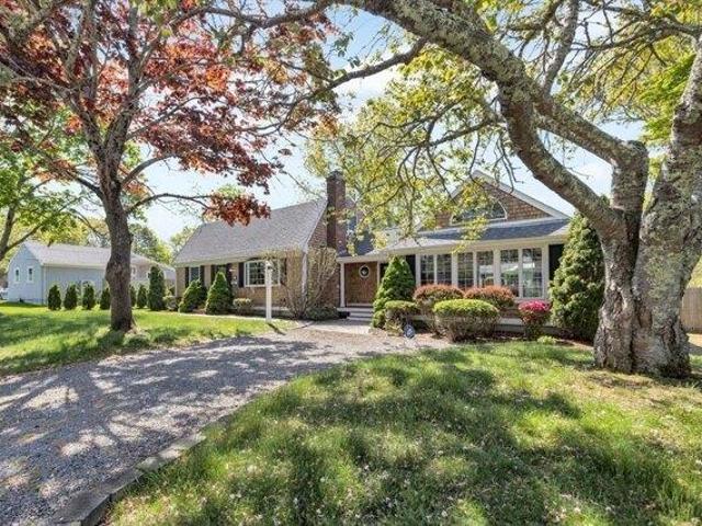 house with 4 bedroom, Falmouth MA DLS103098575