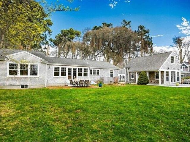 house with 4 bedroom, Falmouth MA DLS103127283