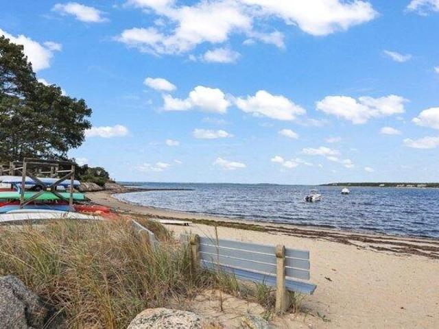 house with 4 bedroom, Falmouth MA ES104408413