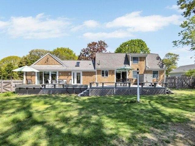 house with 4 bedroom, Falmouth MA ES104761522