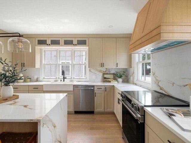 house with 4 bedroom, Falmouth MA ES105080587