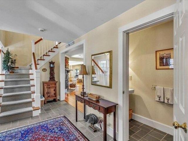 house with 4 bedroom, Falmouth MA ES105175616