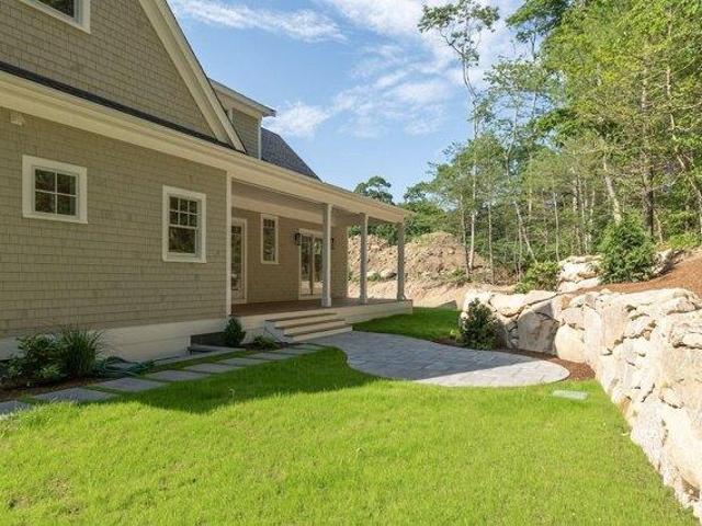 house with 4 bedroom, Falmouth MA ES105123136