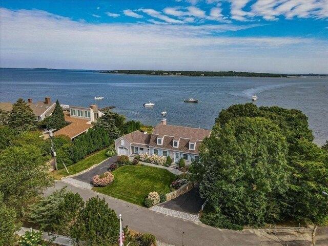 house with 4 bedroom, Falmouth MA ES105127084