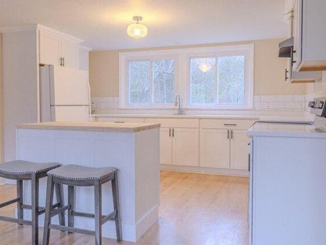house with 4 bedroom, Falmouth ME DS102313676