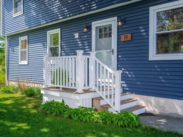 house with 4 bedroom, Falmouth ME DS102778018