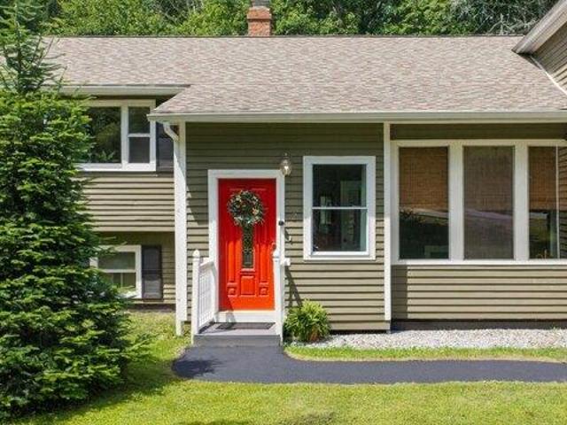 house with 4 bedroom, Falmouth ME ES104261468