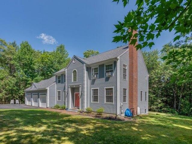 house with 4 bedroom, Falmouth ME ES105159891