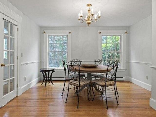 house with 4 bedroom, Falmouth ME ES105127735