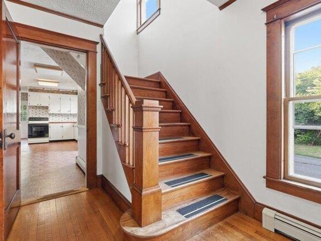 house with 4 bedroom, Farmington NH ES105191294