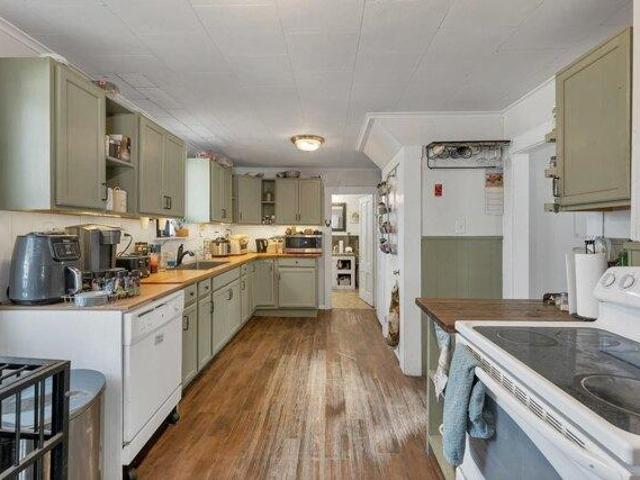 house with 4 bedroom, Farmington NH ES103665979