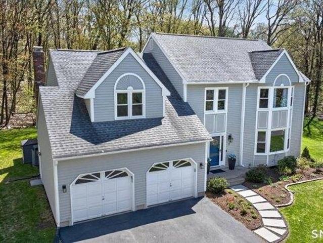 house with 4 bedroom, Farmington CT DLS103126552