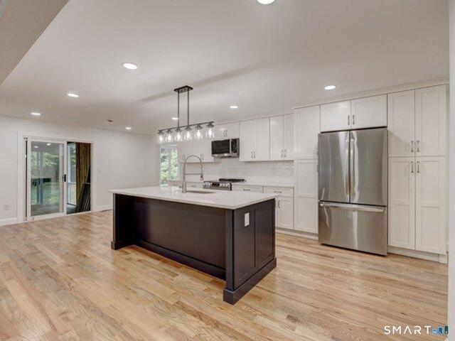 house with 4 bedroom, Farmington CT DS104235301