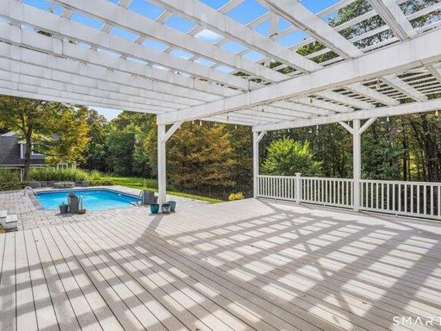 house with 4 bedroom, Farmington CT DS104409598