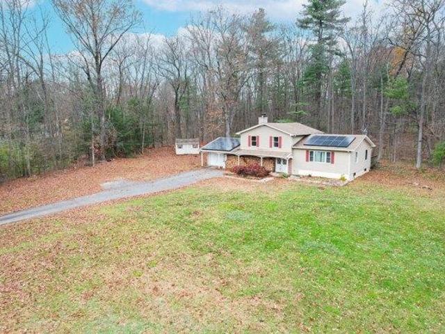 house with 4 bedroom, Farmington CT DS102529058