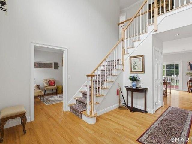 house with 4 bedroom, Farmington CT ES104263334